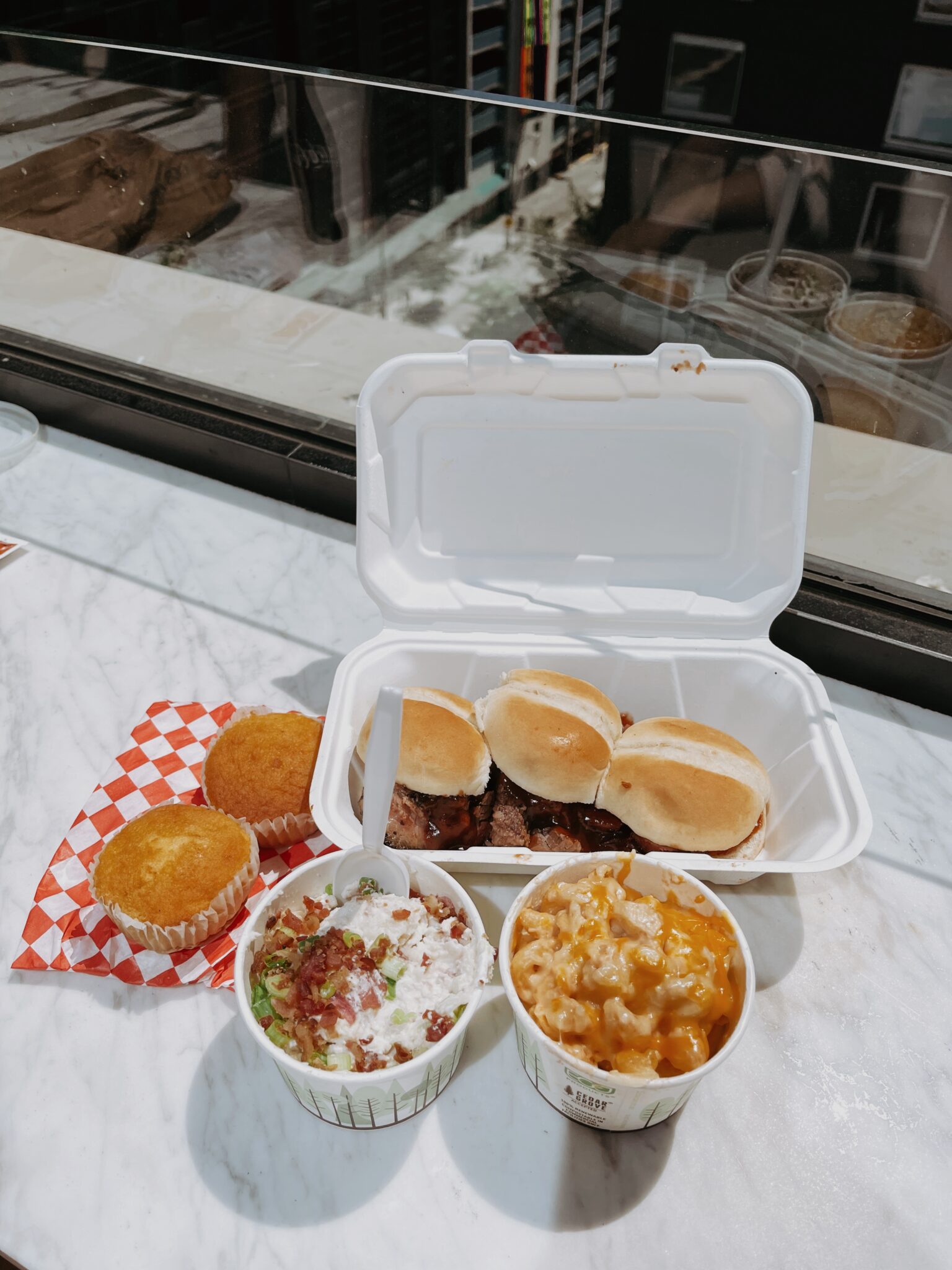 A First Timer's Travel Guide to Visiting Seattle · Le Travel Style